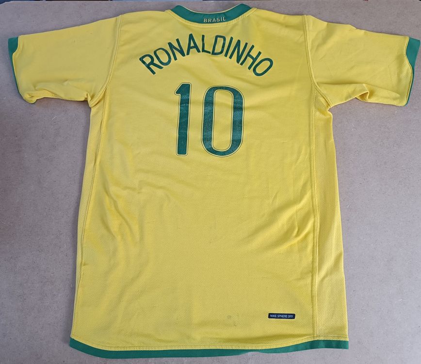 Ronaldinho – Originales Brasilien Trikot 2006 – Nummer 10 (Gebraucht ...