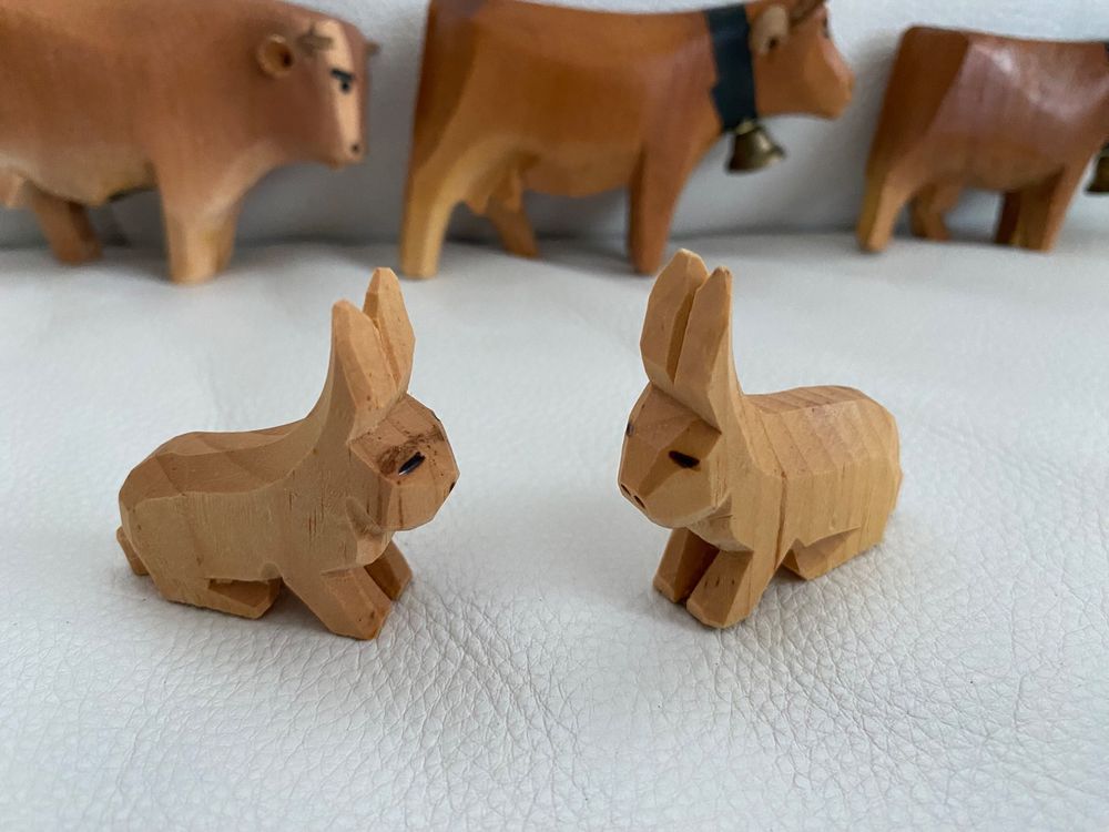 Holzfiguren Tiere Geschnitzt