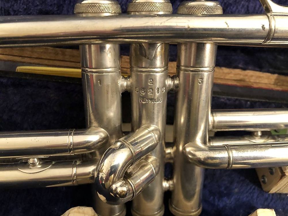 B-Trumpet Reynolds Emperor mit Koffer (Defekt) in Villnachern für CHF ...