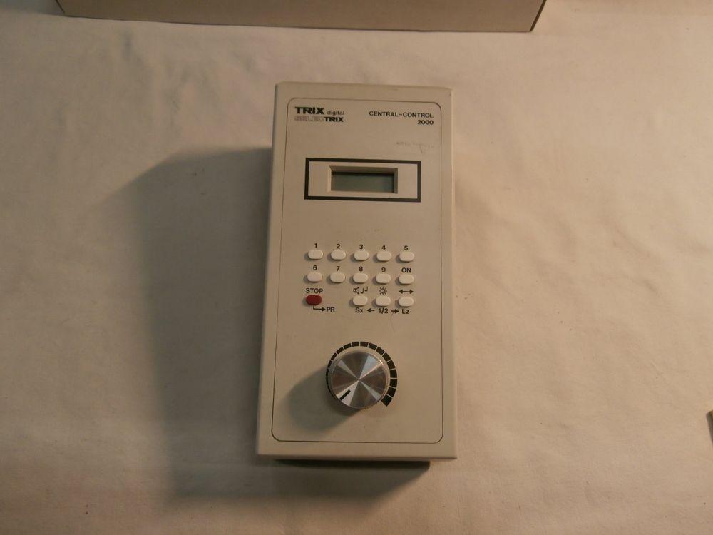 Trix Central-Control 2000 Digital Seletrix gebraucht (Gebraucht) in Gossau SG für CHF 8 – mit ...