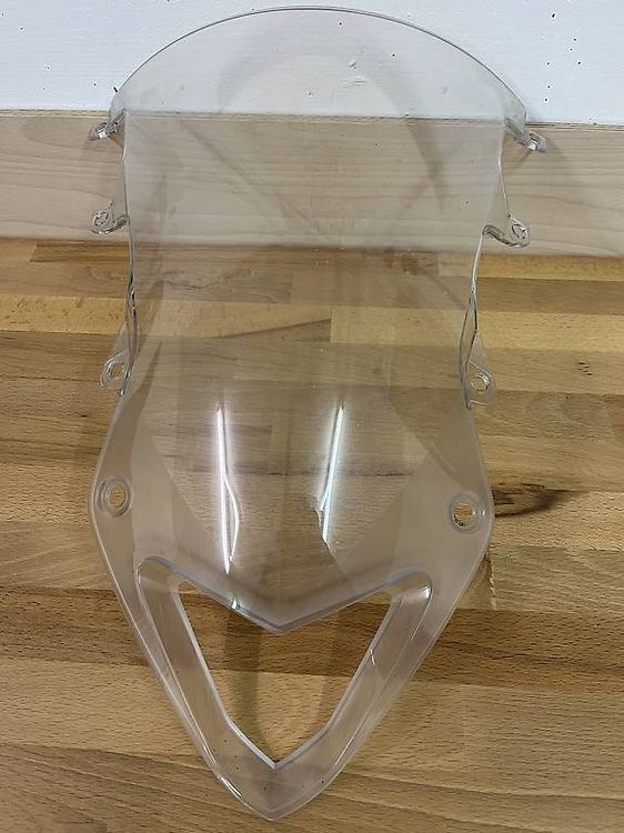 BMW S1000RR Scheibe (2010) (Gebraucht) in Embrach für CHF 20 – mit Lieferung auf Ricardo kaufen