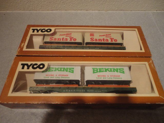 Tyco 2 Sattelschlepperwagen H0 (Gebraucht) in Wittenwil für CHF 25 ...