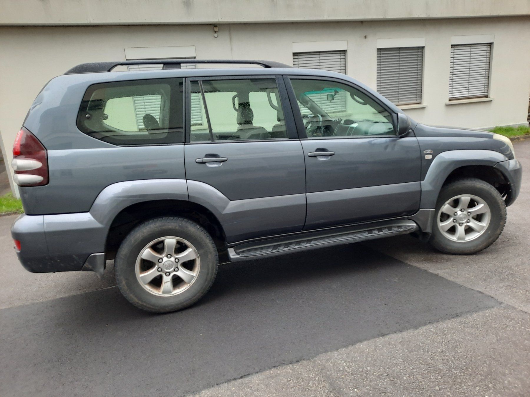 Toyota LandCruiser only for rent..,..ab Fr. 299.-pro woche, (Gebraucht) in Kriens für CHF 290 ...