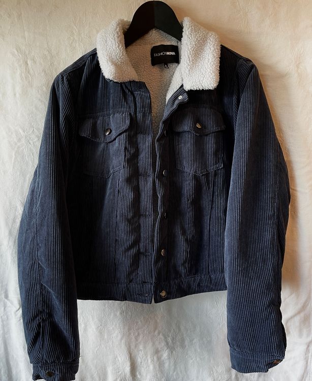Navy Jacke von Fashion Nova L (Neu und originalverpackt) in Rapperswil ...