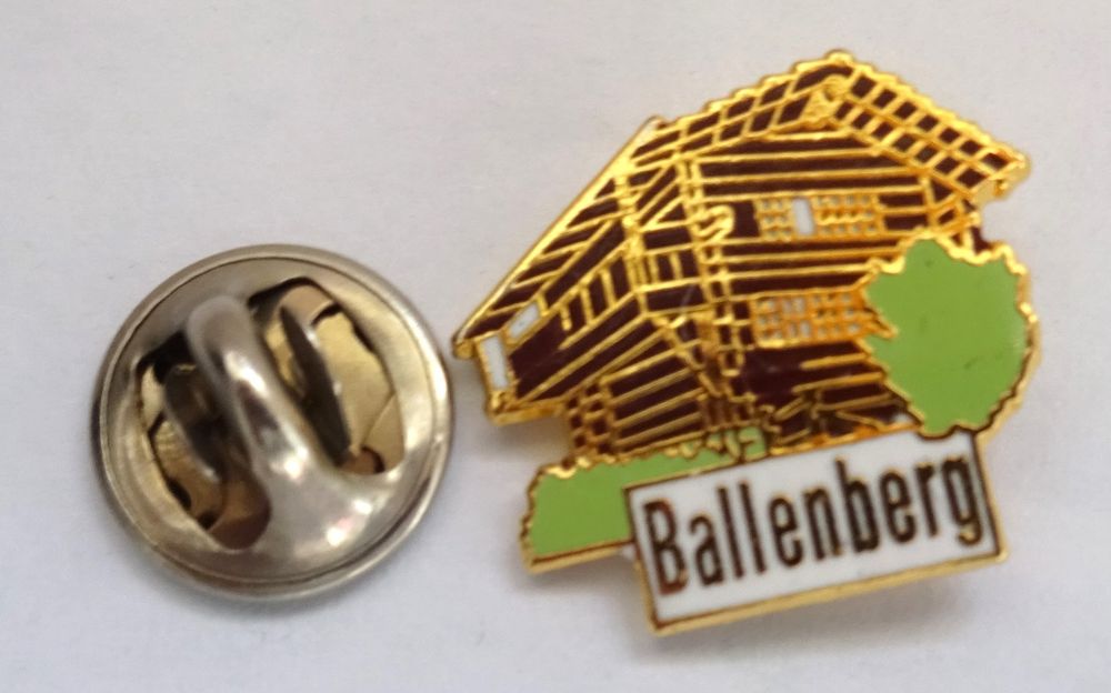 Pin Ballenberg Speicher Museum (Gebraucht) in Utzenstorf für CHF 1 – mit Lieferung auf Ricardo ...