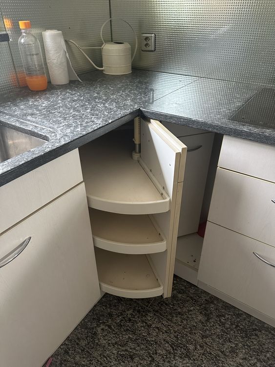 Küche mit diversen Küchengeräte (Gebraucht) in Gattikon für CHF 301 – nur Abholung auf Ricardo ...