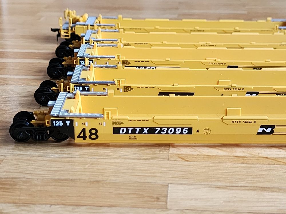 Athearn Gunderson Maxi-3 BN Twin Stack - Container Wagen (Neu (gemäss ...