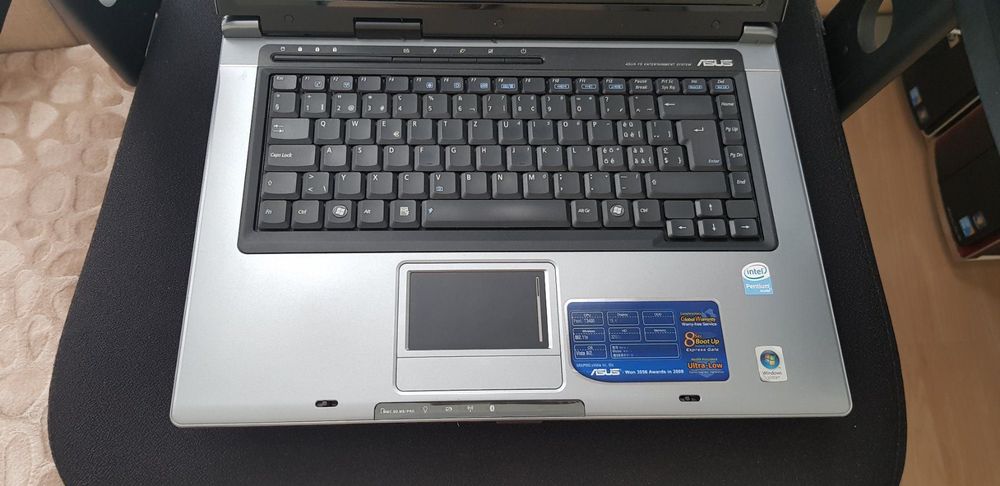 Laptop.Asus.F5GL | Kaufen auf Ricardo