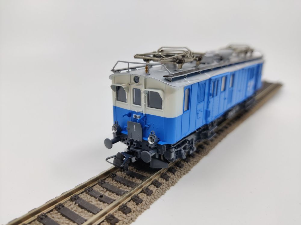 Roco 43631 E-Lok Fe 4/4 SBB, Analog (Neu (gemäss Beschreibung)) in ...