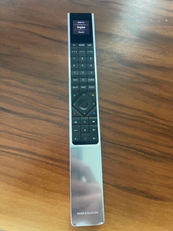 Bang & Olufsen BeoRemote one IR Fernbedienung | Kaufen auf Ricardo