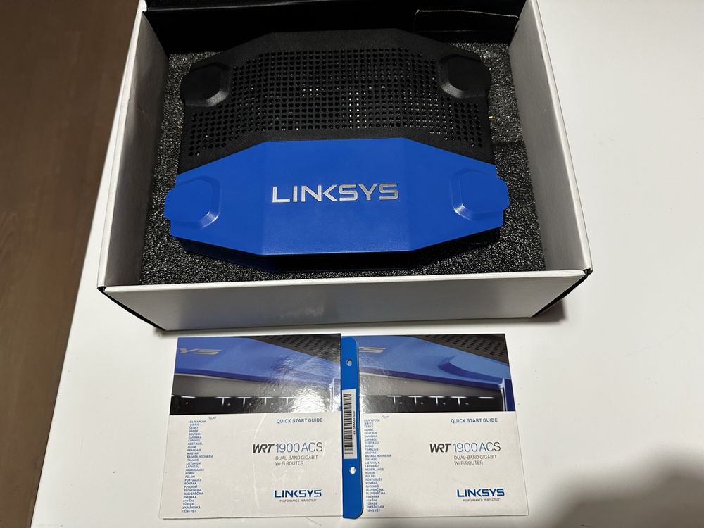 Linksys WRT1900ACS Dual-Band Wi-Fi Router - Gebraucht in Ori (Gebraucht ...
