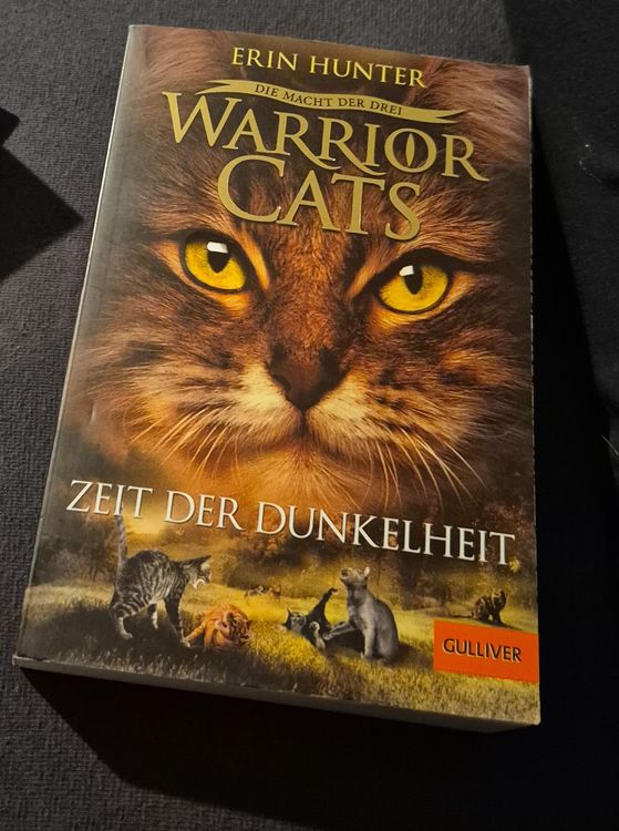 Warrior Cats - Zeit der Dunkelheit (Gebraucht) in Nürensdorf für CHF 5 ...