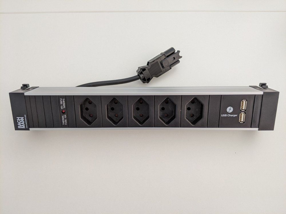 Steckdosenleiste Bachmann PowerFrame 350mm 5xT13 und 2 x USB (Gebraucht) in Winterthur für CHF ...