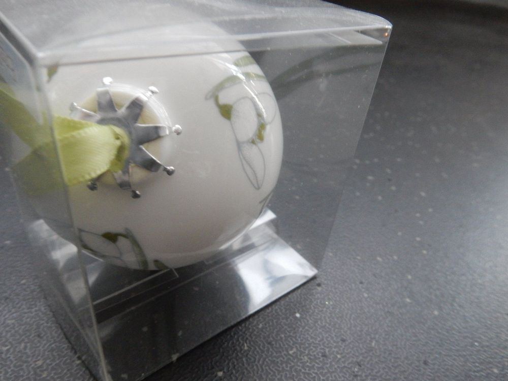 Weihnachtskugel mit Schneeglöckchen Galanthus NEU Porzellan | Kaufen auf Ricardo