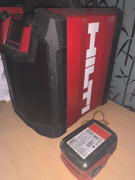 Hilti DAB Baustellenradio (Gebraucht) in zürich für CHF 250 – mit ...