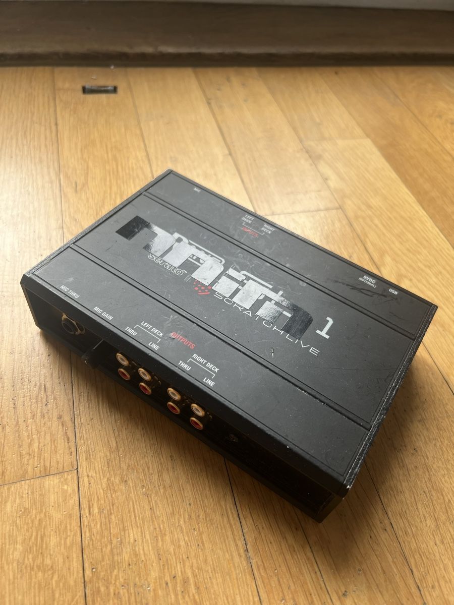 Serato Scratch Live SL 1 (Gebraucht) in Zürich für CHF 10 – mit ...