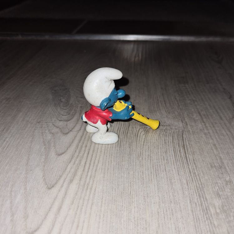 Flötenschlumpf (Gebraucht) in Niederglatt ZH für CHF 399 – mit Lieferung auf Ricardo kaufen