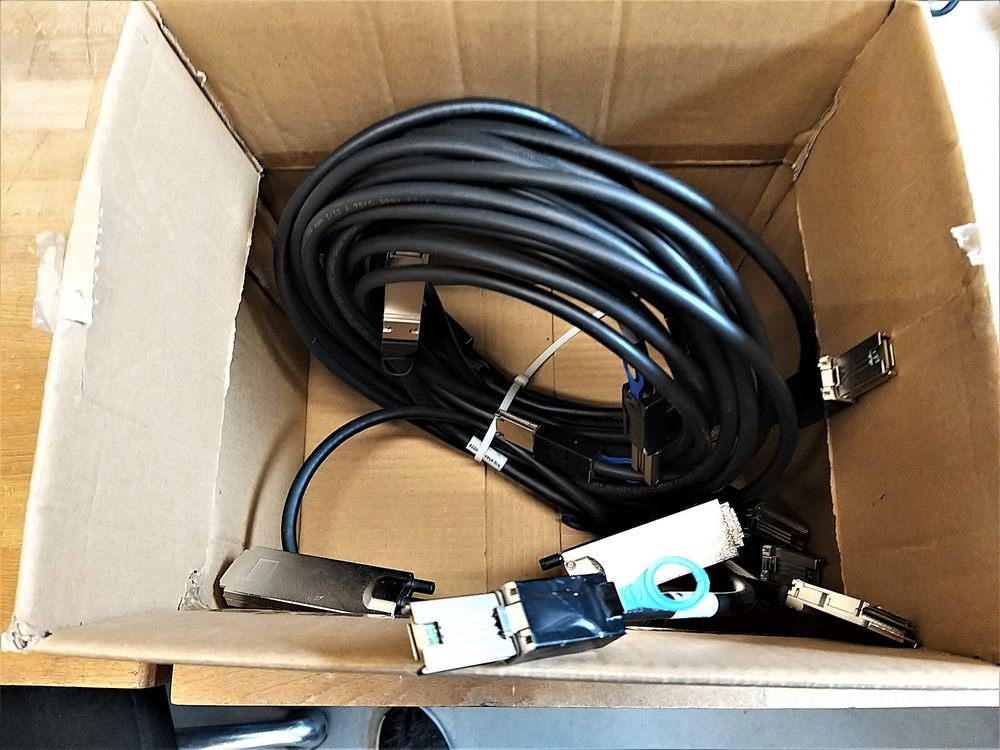 Diverse Kabel für Server (Gebraucht) in Chur für CHF 6.9 – mit ...