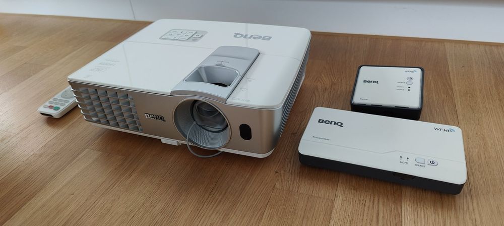BenQ W1070+W High-End Full HD Beamer + FHD Wireless Kit (Gebraucht) in Zürich für CHF 320 – nur ...