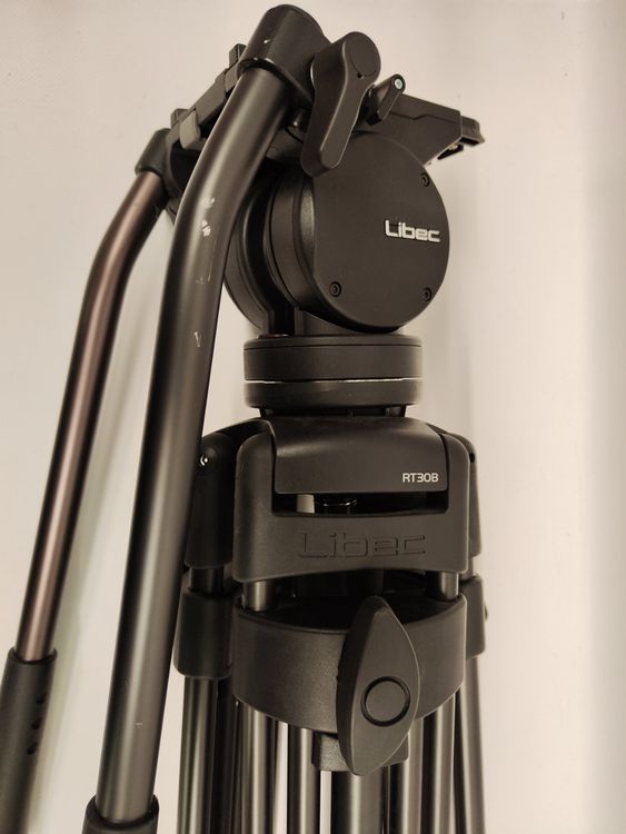 Libec RT30B Videostativ Höhe: 40,5 cm bis 150,5 cm (Gebraucht) in Toffen für CHF 56 – mit ...