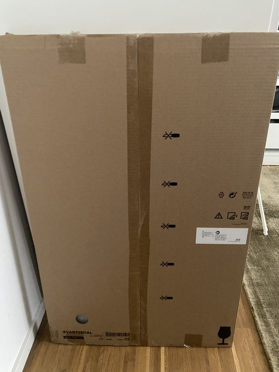 New pair of Ikea PAX sliding doors - model SVARTISDAL (Neu und ...