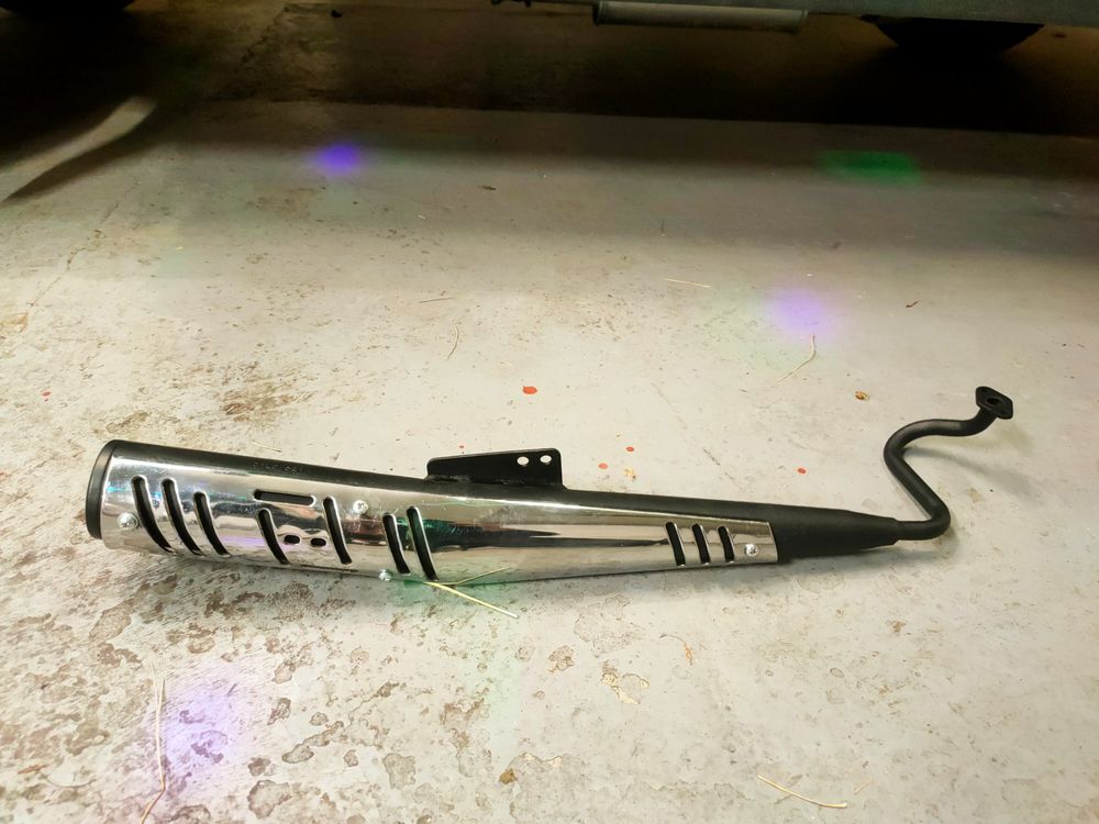 Pony/Cilo 521 Auspuff Original (Gebraucht) in Muotathal für CHF 80 ...