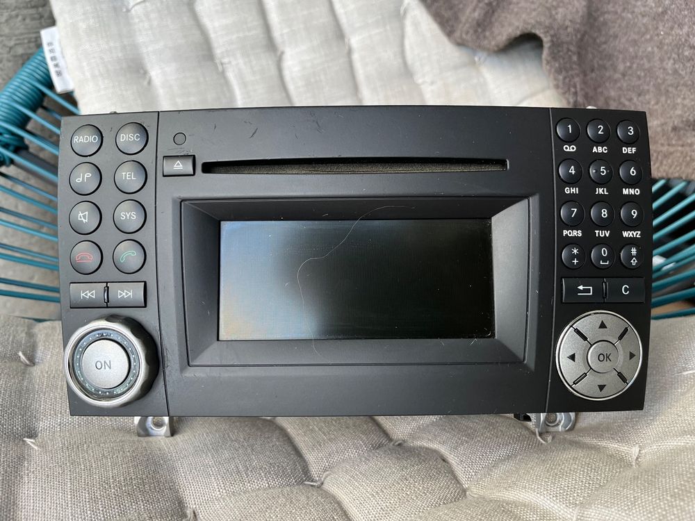 Mercedes Benz SLK R171 Originalradio (Gebraucht) in Einsiedeln für CHF ...