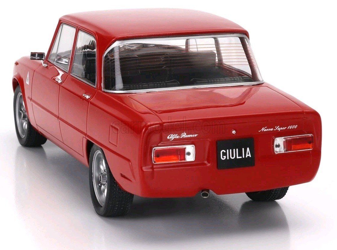 Alfa Romeo Giulia Nuova Super 1974 Rossa MCG 1/18 NEU (Neu und ...