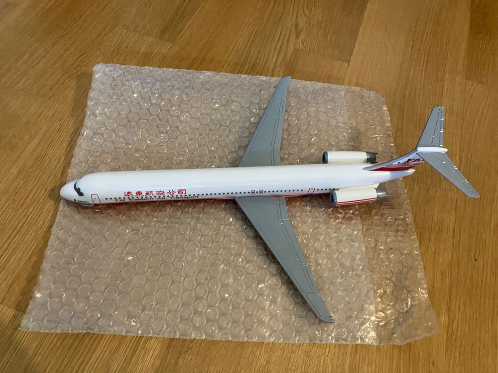 Flugzeugmodell FAT Boeing DC-9-82/MD-80/MD-82 1:130 (Neu (gemäss ...