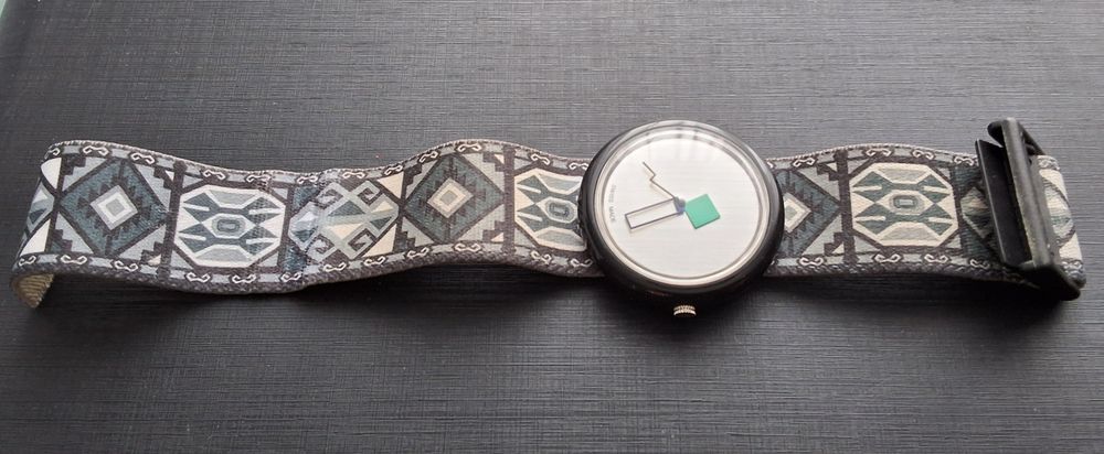 Armbanduhr "ZURICH", Swiss Made (Quartz) .... wie POP Swatch (Gebraucht ...