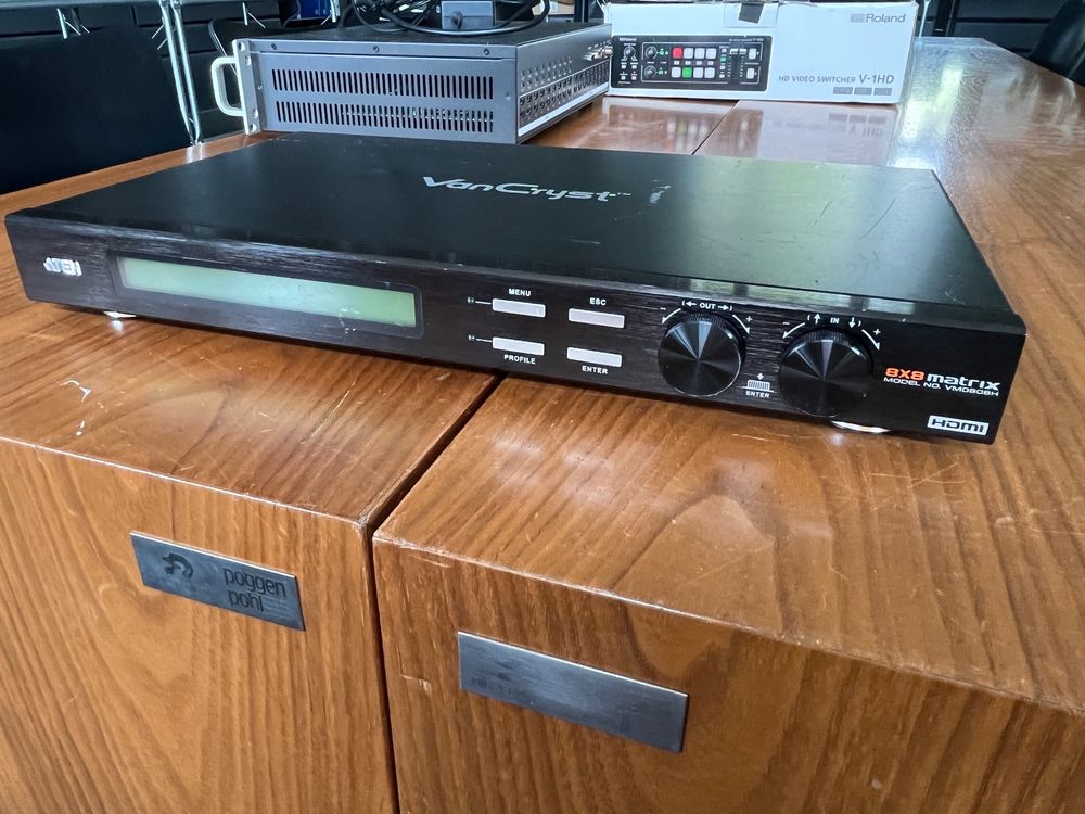 Matrix Switch / Splitter HDMI 8x8 (Gebraucht) in Rapperswil SG für CHF ...