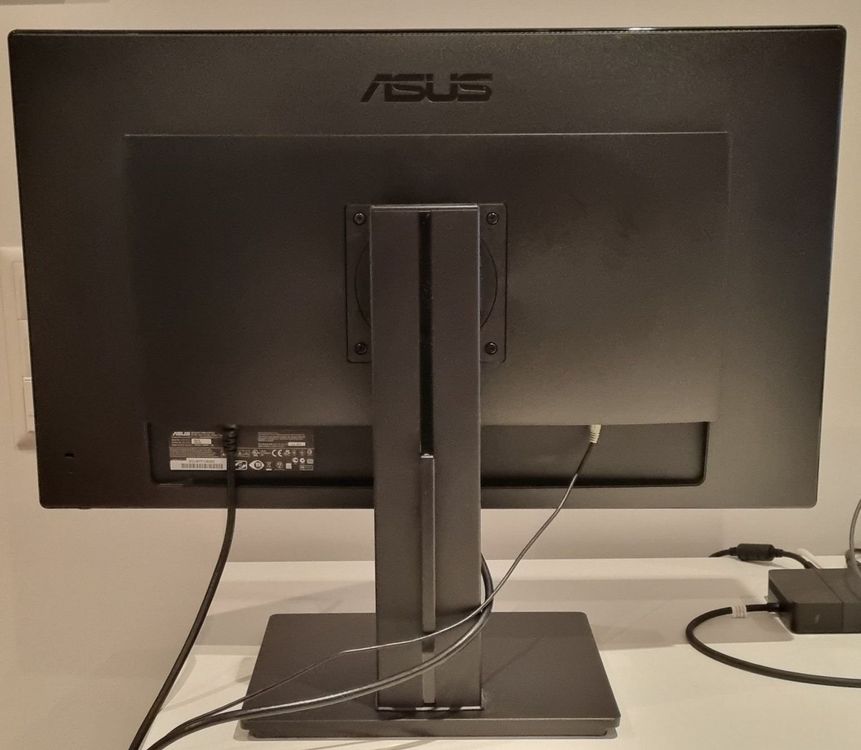 ASUS PB277Q, 68.58cm (27"), 2K WQHD (2560x1440) (Gebraucht) in ...