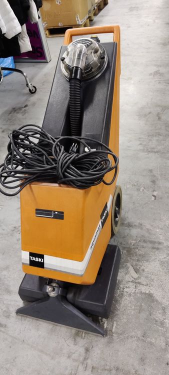 Taski Aquamat 35 Teppichreinigungsmaschine (Gebraucht) in Zürich für ...