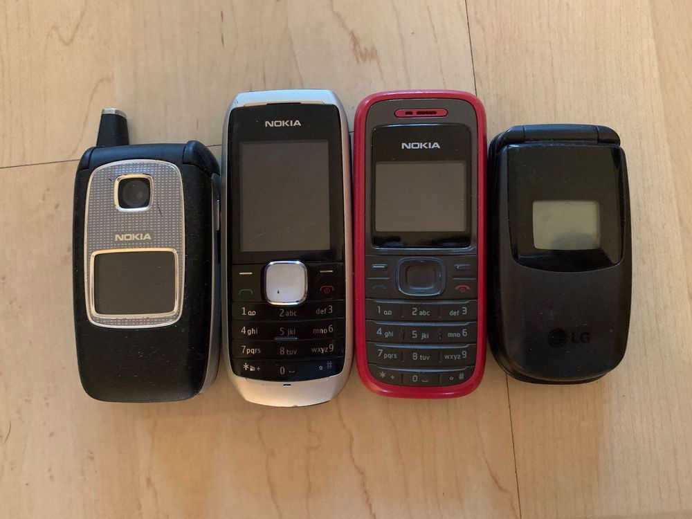 4 alte Handys Nokia + LG | Kaufen auf Ricardo
