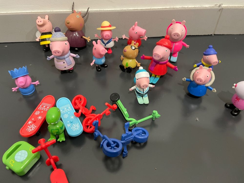 Peppa pig (Gebraucht) in Baden für CHF 12 – mit Lieferung auf Ricardo ...