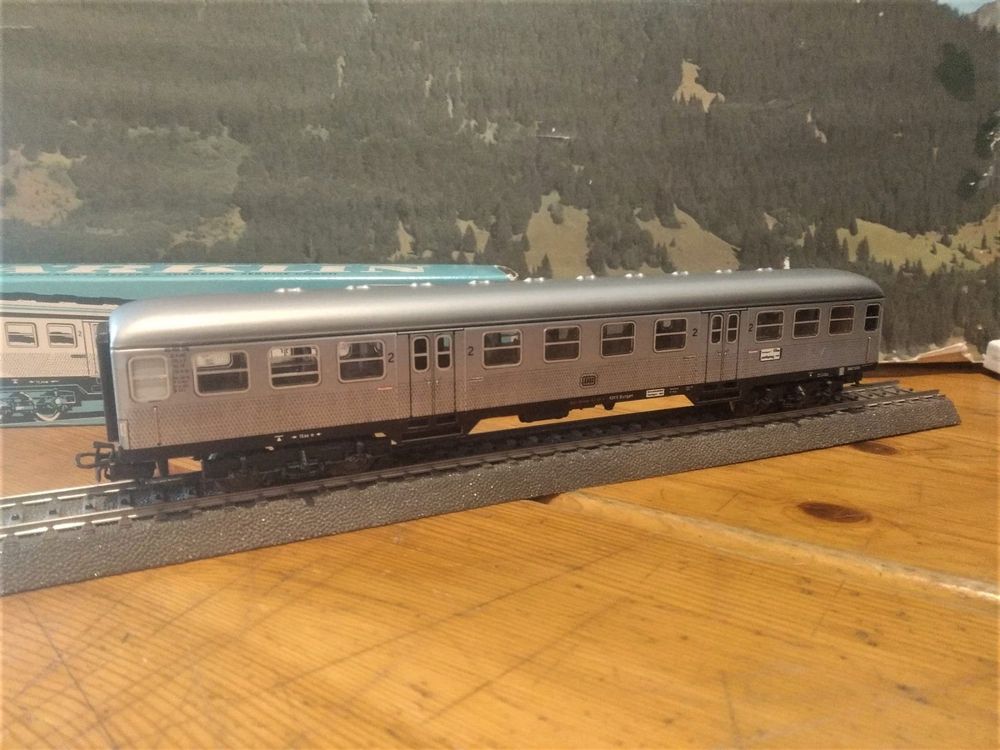 MV8 - Märklin 4082 - "Silberlinge" 2. Kl. Nahverkehrswagen (Gebraucht ...