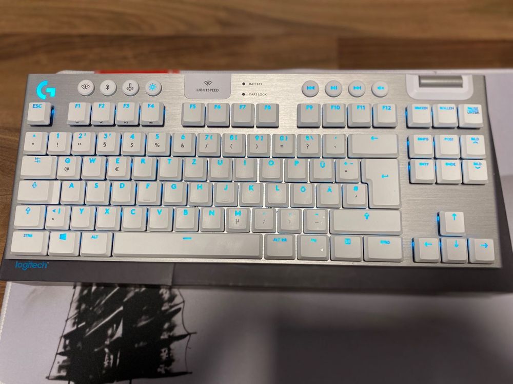 Logitech G915 TKL RGB in weiss + Logitech G502X RGB in weiss | Kaufen ...