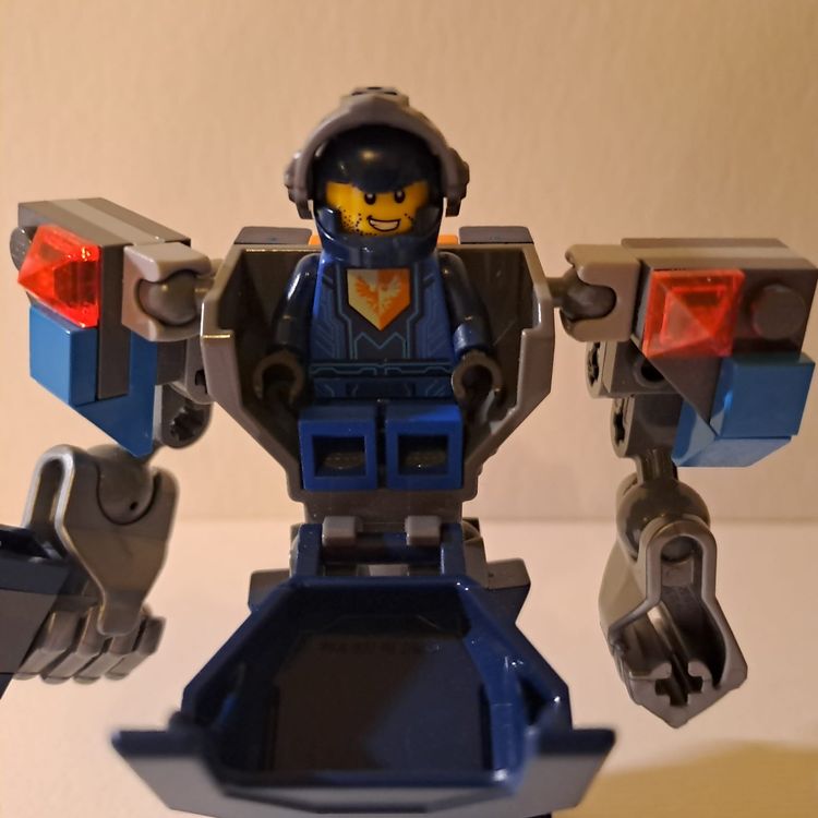 Lego Nexo Knights Kampfanzug von Clay 70362 für Legofans (Gebraucht) in ...