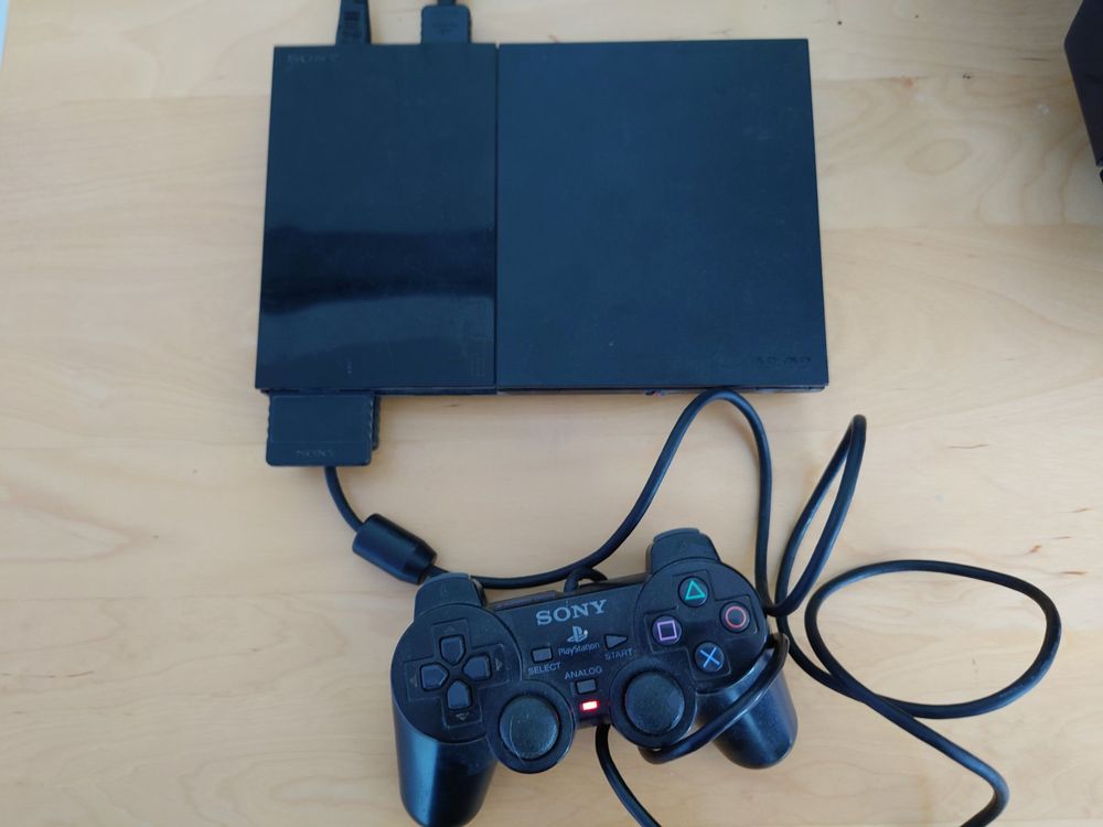 Sony Playstation 2 Slim - PAL SCPH-90004 | Kaufen auf Ricardo