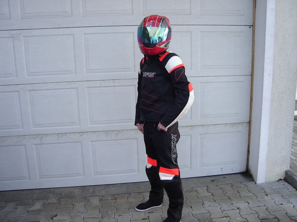 Motorradkombi zwei Teilig Leder (Neu (gemäss Beschreibung)) in Salmsach ...