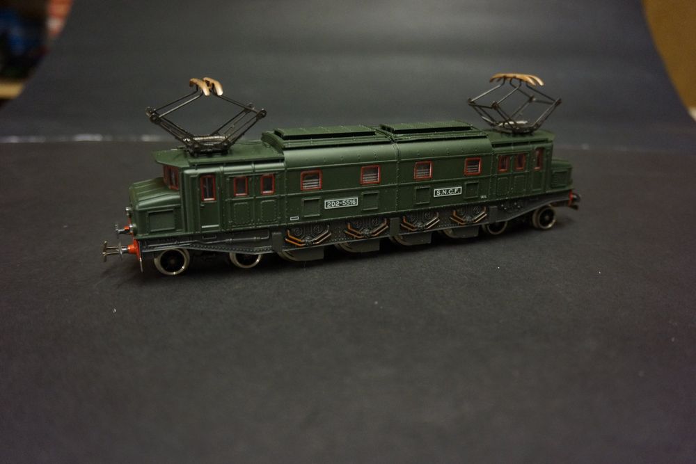 Jouef H0 DC E-Lok der SNCF 2D2 analog Typ 5516 grün No.8481 | Acheter ...