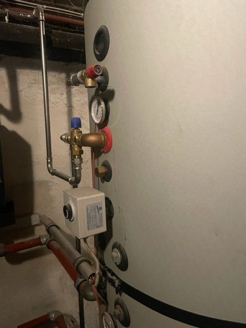 Boiler 1000L (Gebraucht) in Vielbringen Worb für CHF 255 – nur Abholung ...