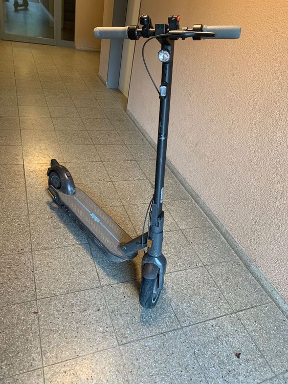 Ninebot KickScooter MAX G30D II Powered by Segway | Kaufen auf Ricardo