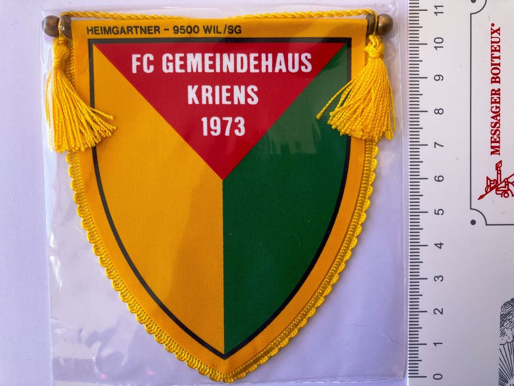 Vintage Fanion/Wimpel FC GEMEINDEHAUS KRIENS 1973 (Neu und originalverpackt) in Gland für CHF 10 ...