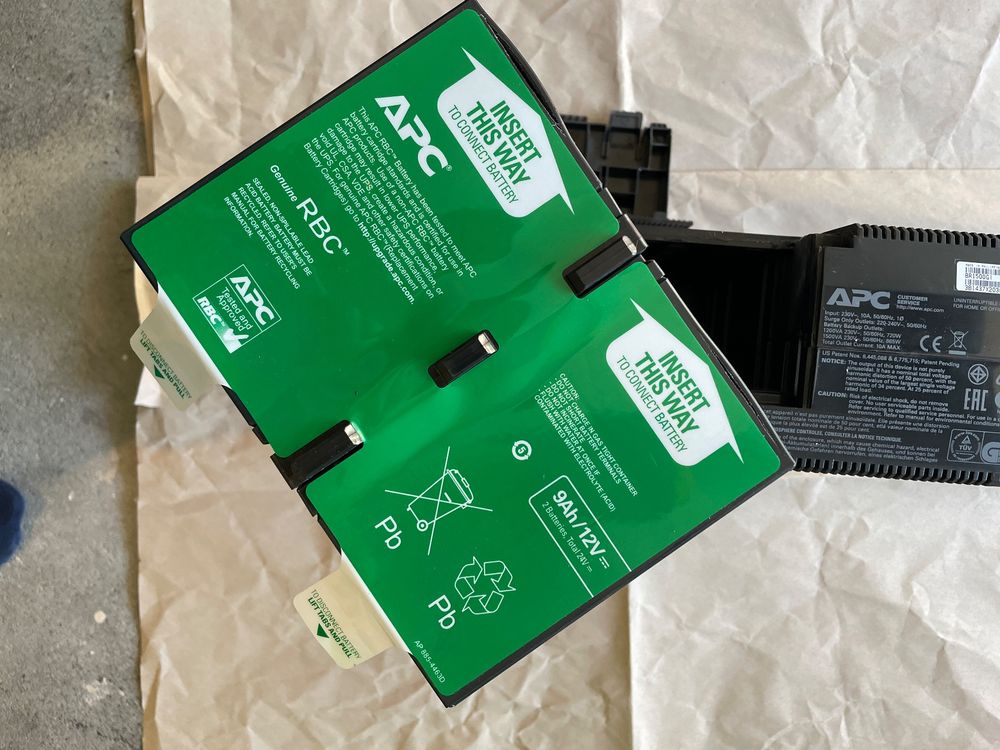 APC USV BR1500GI 1500 VA / 865 W plus Battery Pack (Gebraucht) in Jona ...