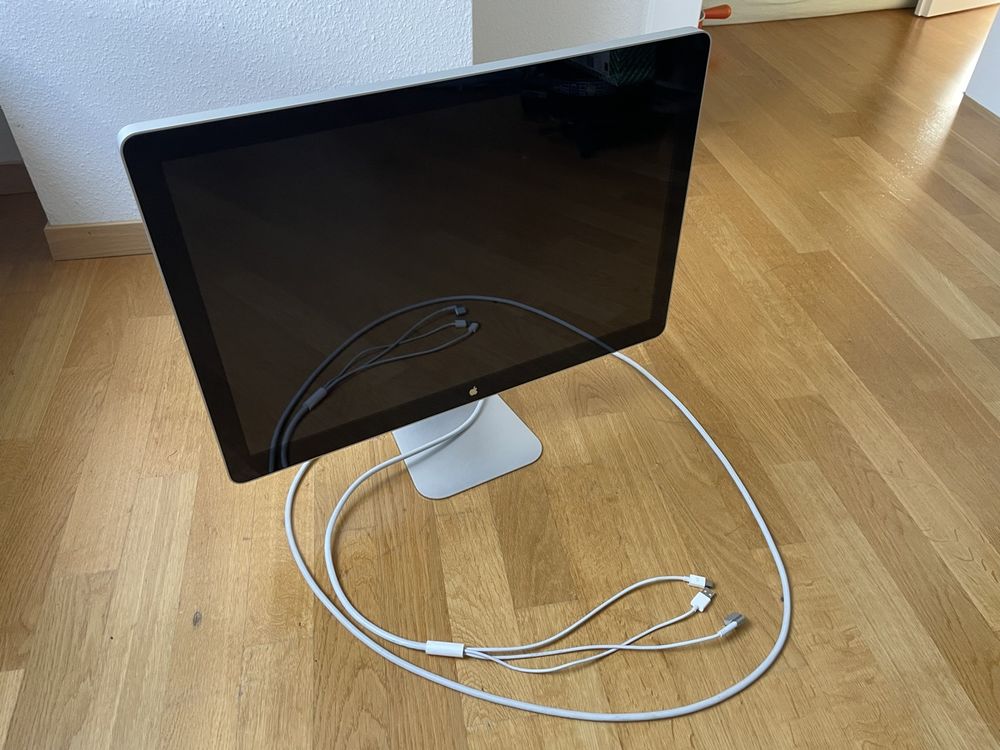 Apple LED Cinema Display 24“ | Kaufen auf Ricardo