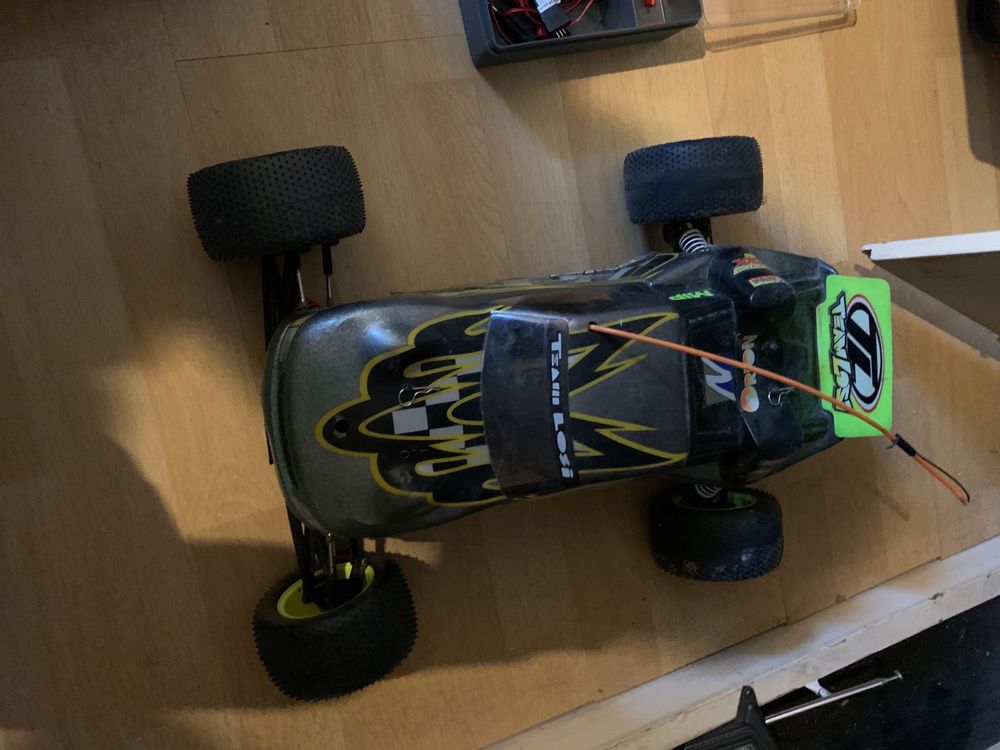 RC-Autos (Gebraucht) in Port für CHF 166 – nur Abholung auf Ricardo kaufen