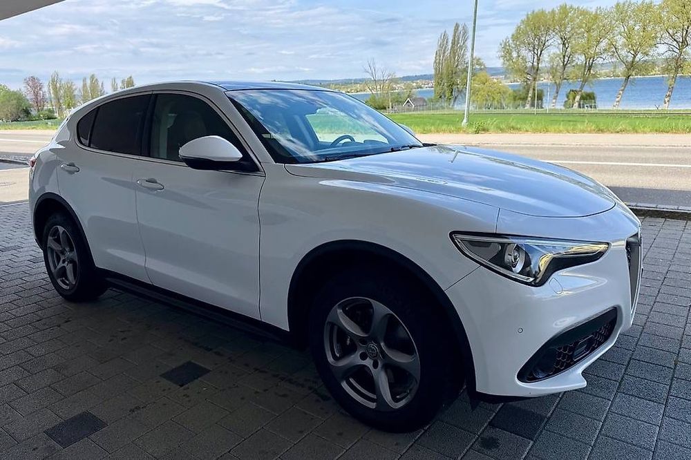 Alfa Romeo Stelvio 2.2 JTDQ4 Executive TOP Zustand (Gebraucht) in ...