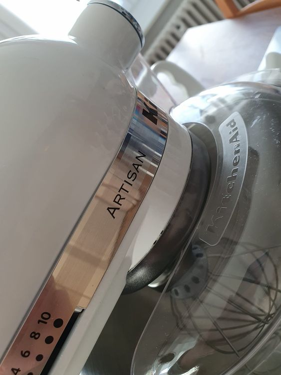 Kitchenaid Artisan 5KSM150, 4,8l, weiss, inkl.viel Zubehör (Gebraucht ...