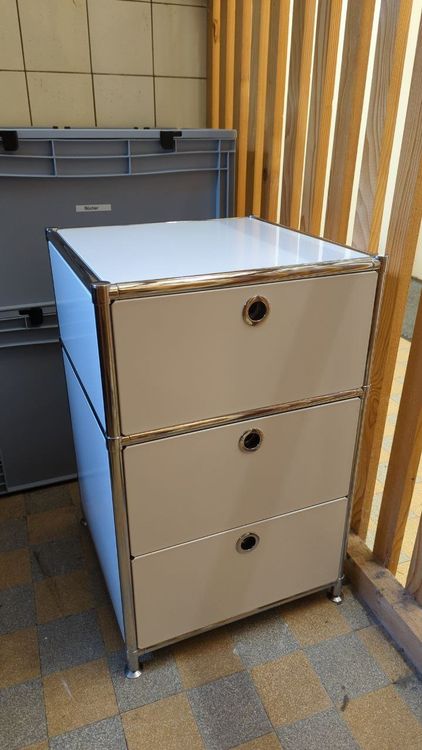 Weisser Rollcontainer / Büromöbel aus Metall (Gebraucht) in Luzern für ...